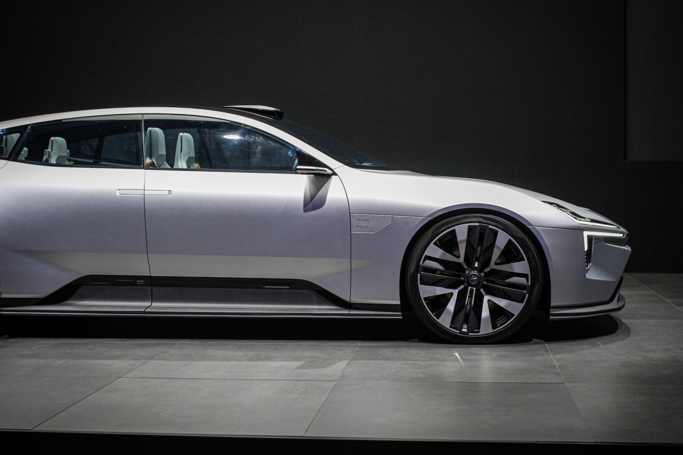 Polestar PreceptはEV自動車メーカーの未来を暗示している | TechCrunch Japan Archive